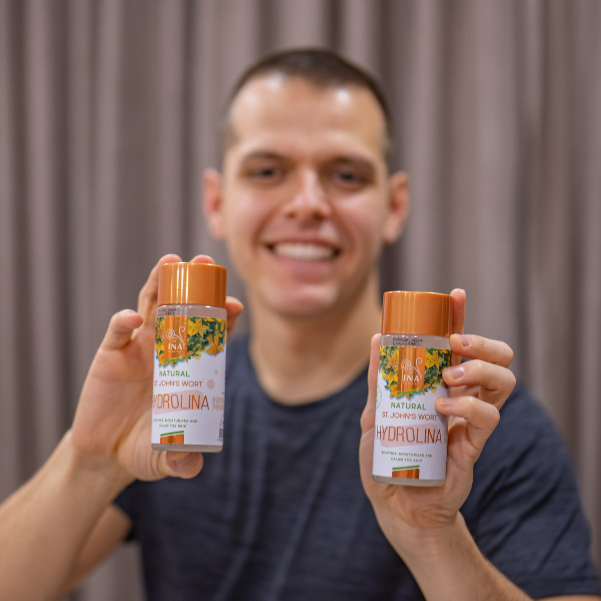 Wild Saint John’s Wort Water | Psoriasis, Irritated skin | InaEssentials.US